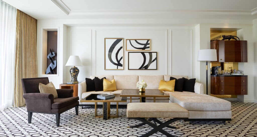 Hollywood Suite with Terrace and View