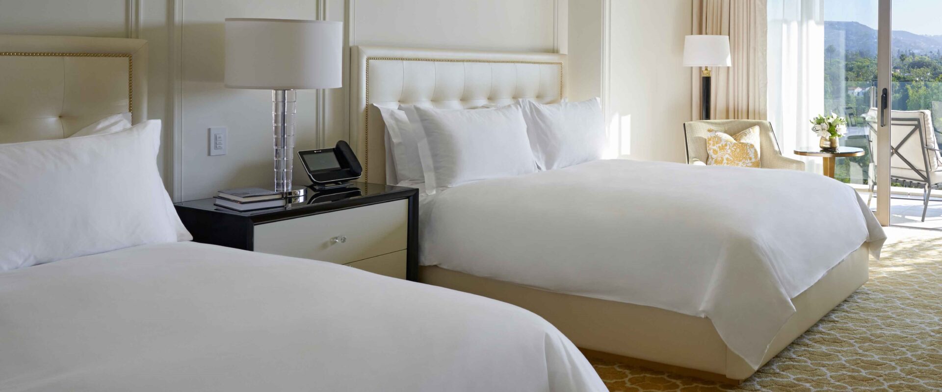 Deluxe two Queen Room with Terrace and View High Floor