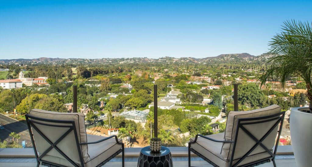 Hollywood Suite with Terrace and View